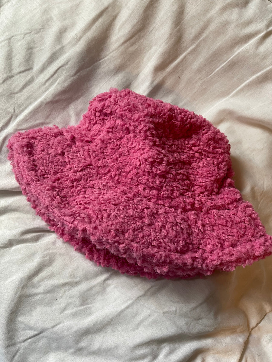 Wish Bear Fuzzy Bucket Hat – Shop.Unruly